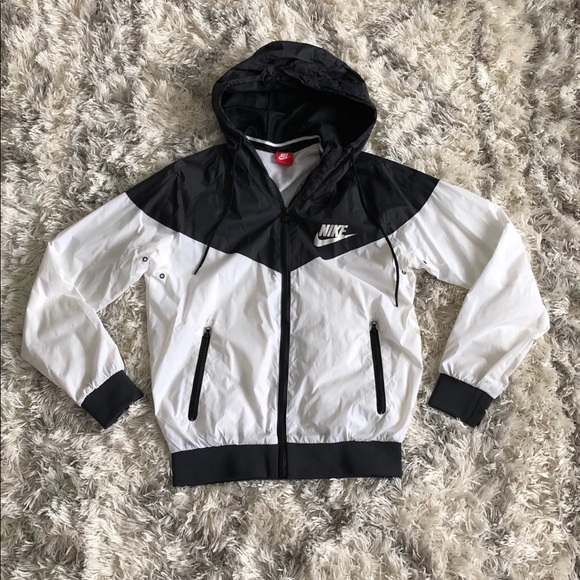 Nike | Jackets & Coats | Nike Windbreaker | Poshmark